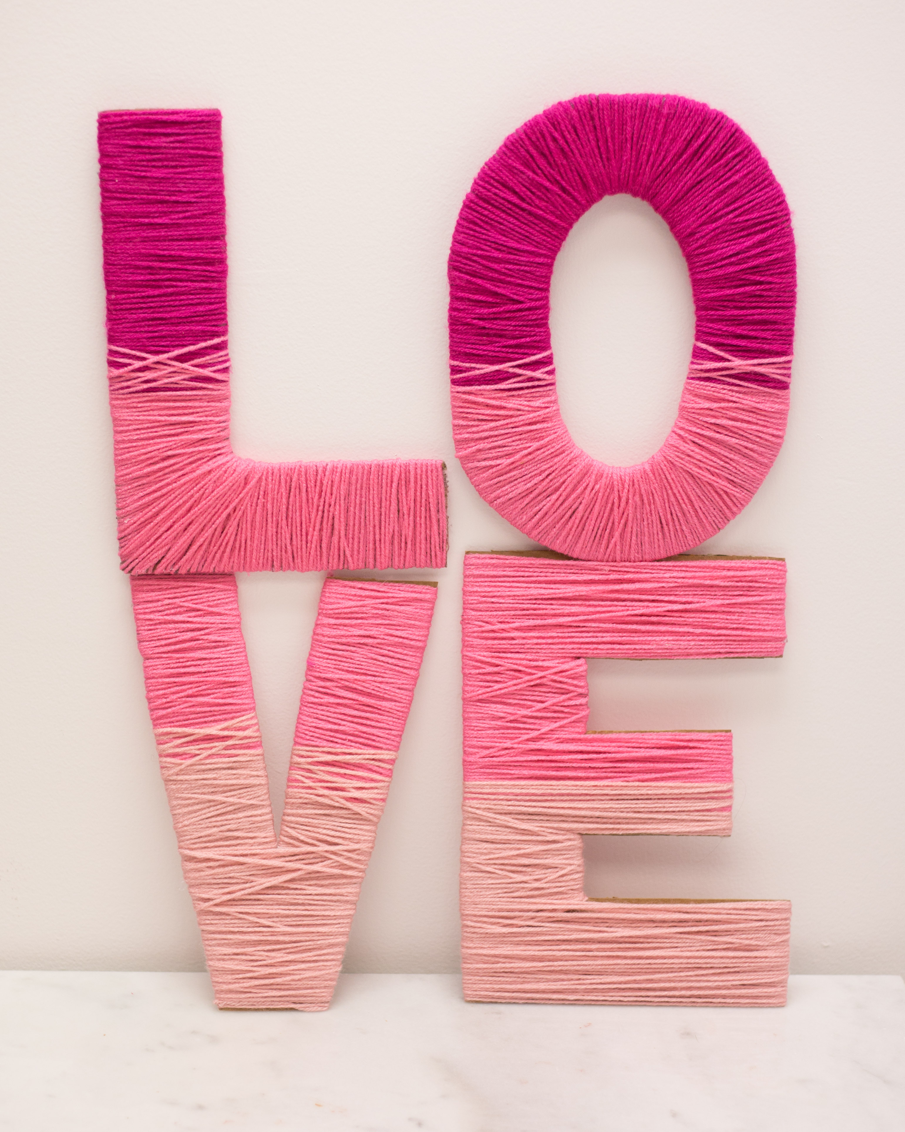 DIY Love Sign – Pretty Pacific